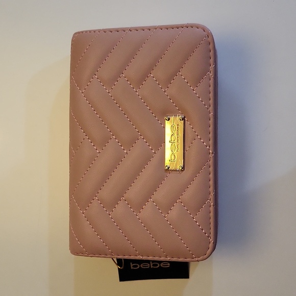 bebe | Bags | Bebe Sophia Blush Pink Quilted Crossbody Bag | Poshmark